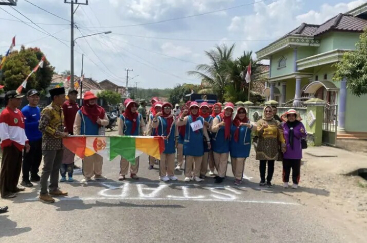 HUT RI ke- 78, Pemerintah Desa Purun Gelar Gerak Jalan - Dialog Rakyat